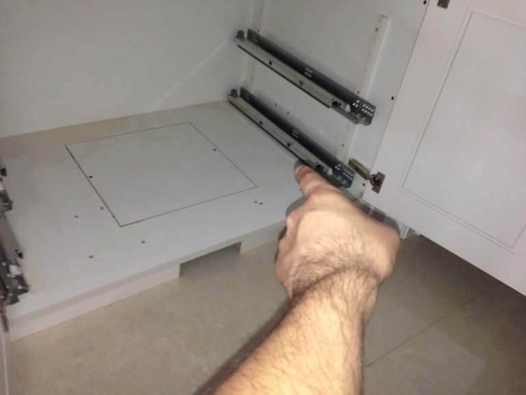 VacPan / Toe-Kick Systems – The Vac Dudes